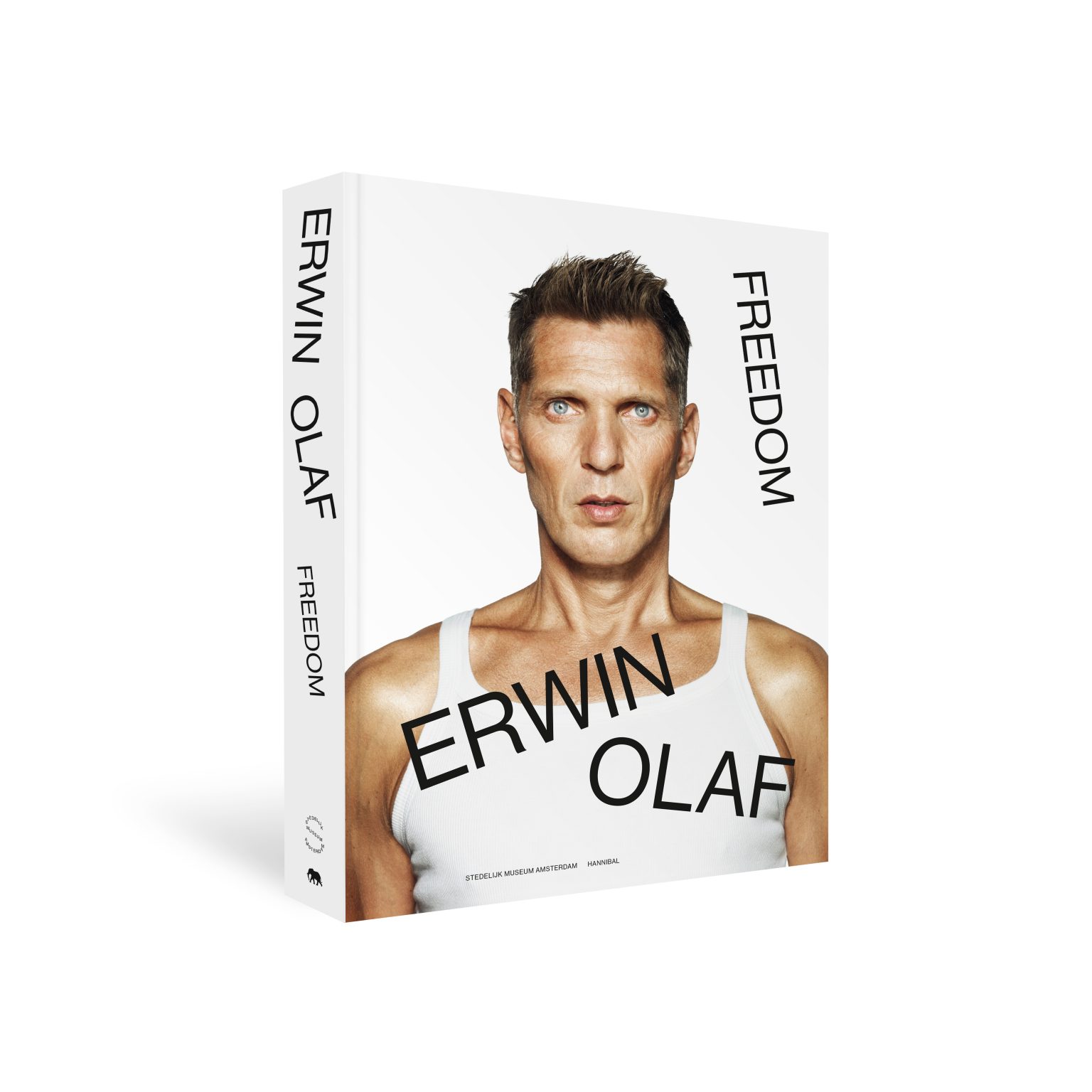 Erwin Olaf in Stedelijk Museum: kunstenaar en activist op eenzame ...